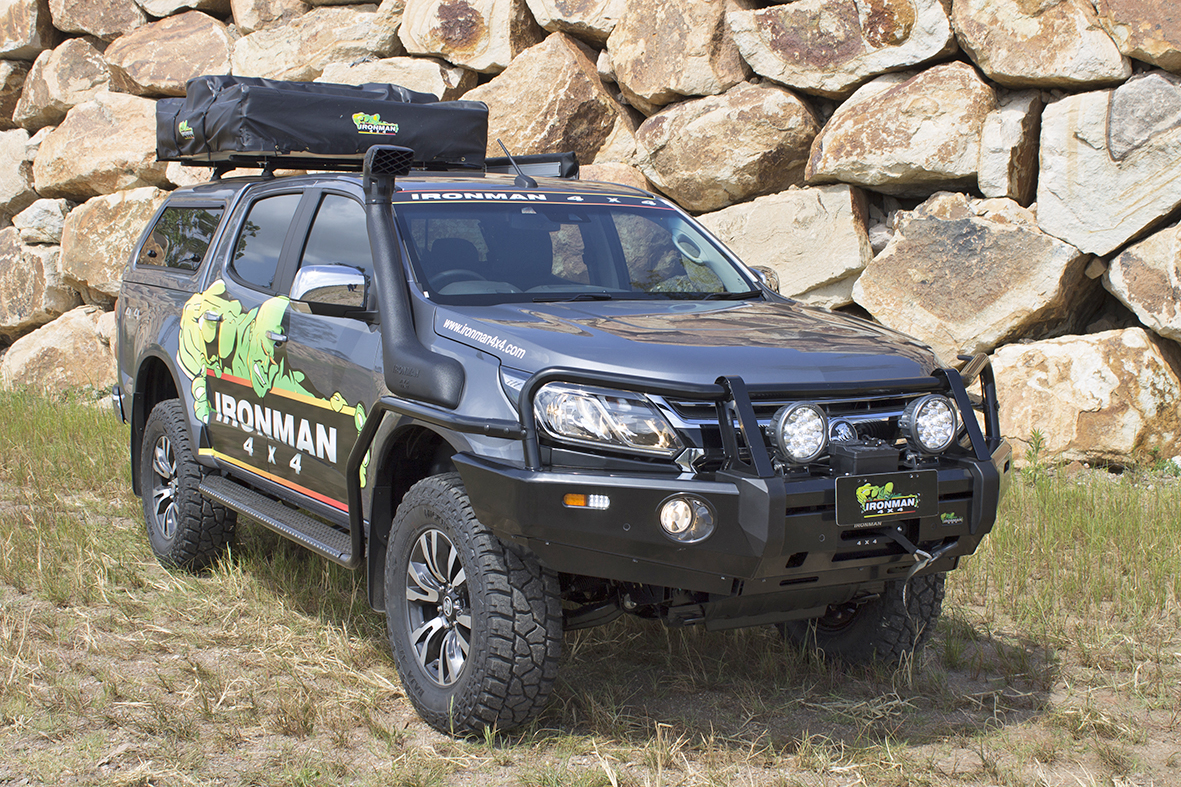 Deluxe Commercial Bull Bar | Ironman 4X4