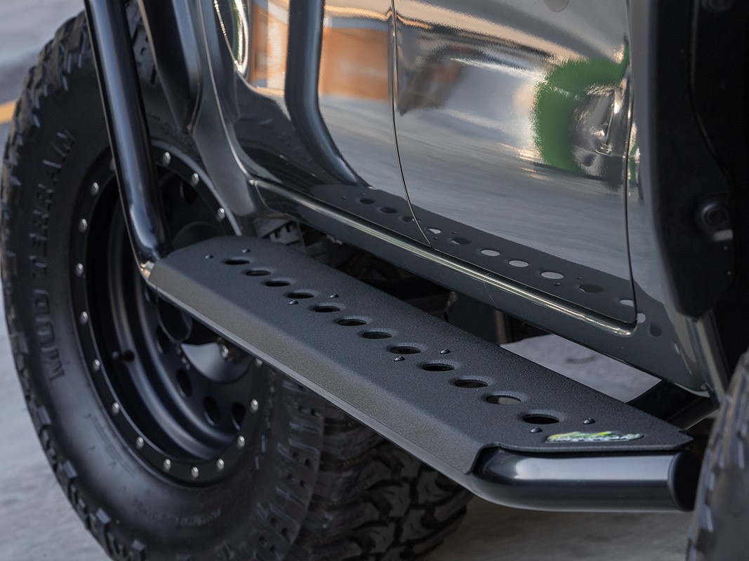 Steel Side Steps & Rails | Ironman 4X4